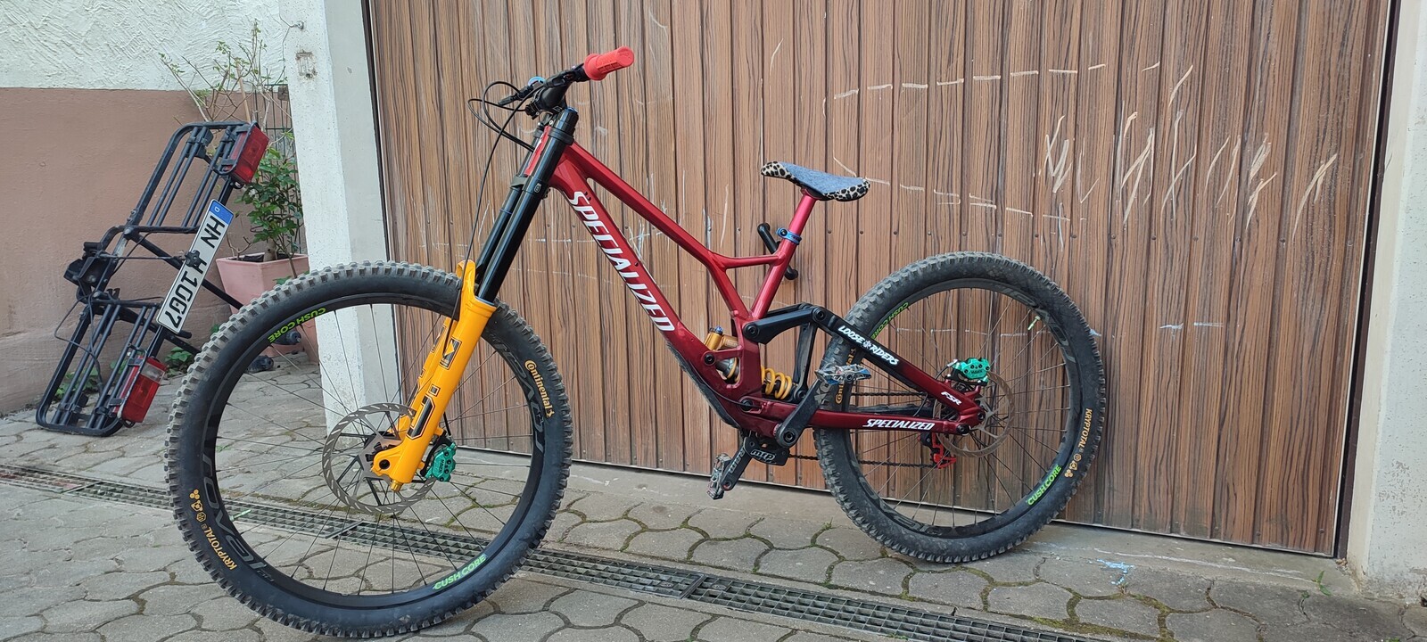 Specialized Demo - Vital Bike of the Day October 2025 - Mountain Biking Pictures - Vital MTB